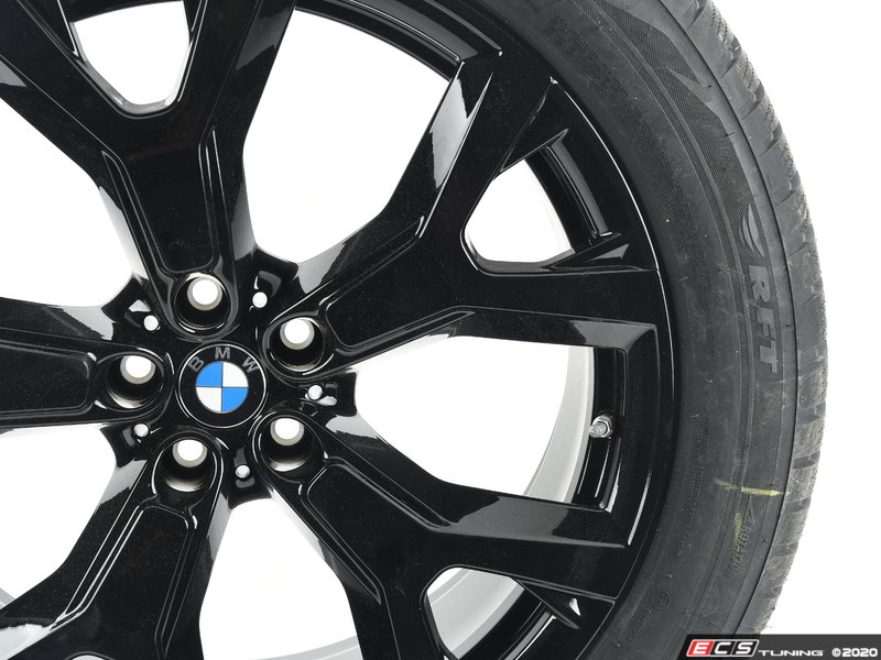 Genuine BMW - 36112462586 - Genuine BMW Style 752 (36-11-2-462-586)