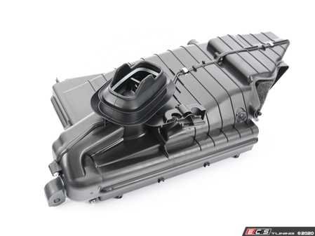 Genuine Volkswagen Audi - 4M1820023B - EVAPORATOR (4M1 820 023 B)