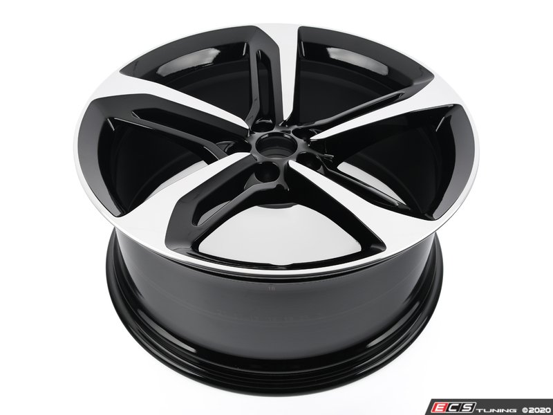 Genuine Volkswagen Audi - 4M0601025AB - 21" Alloy Wheel (4M0 601 025 AB)