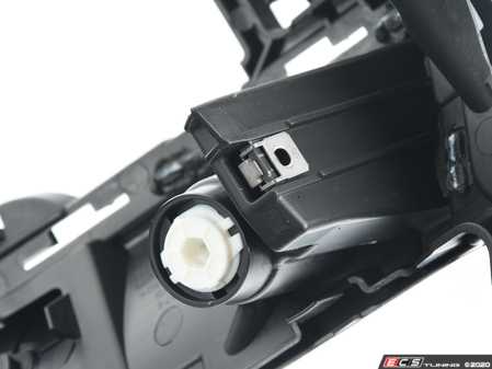 Genuine BMW - 51657222996 - Fender (51-65-7-222-996)