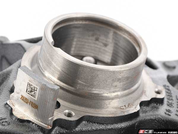 Genuine BMW - 33326792516 - F22 Wheel Carrier - Rear Right (33-32-6-792 ...