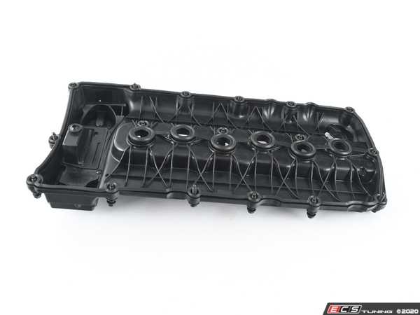 Vaico - 03H103429L - Valve Cover With Gasket