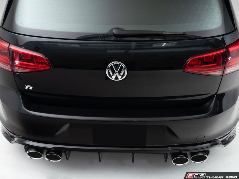 ECS - 028748ecs01KT - MK7 Golf R Gloss Black Rear Diffuser