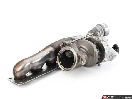 BorgWarner - 11657636423 - Turbocharger with Exhaust Manifold