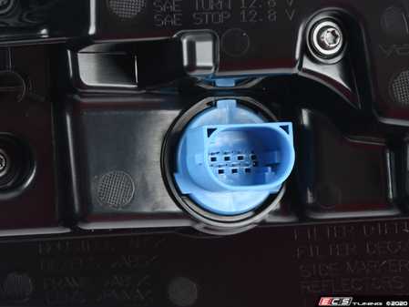 Genuine Mercedes Benz - 2479063301 - REAR LAMP COMBINATION