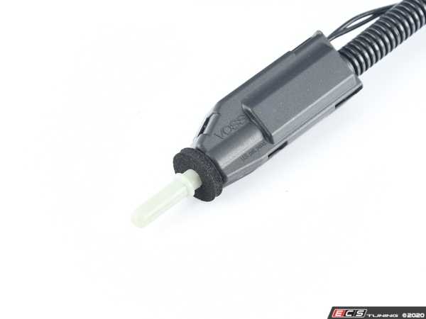 Genuine Volkswagen Audi - 561131984E - SUPPLY LIN (561 131 984 E)