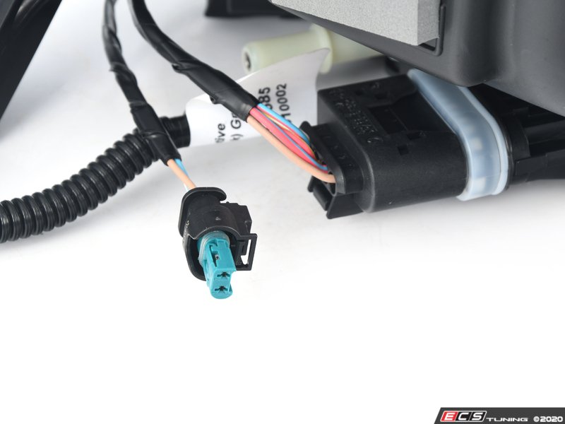 Genuine BMW - 16197260216 - SCR CONTAINER ACTIVE (16-19-7-260-216)