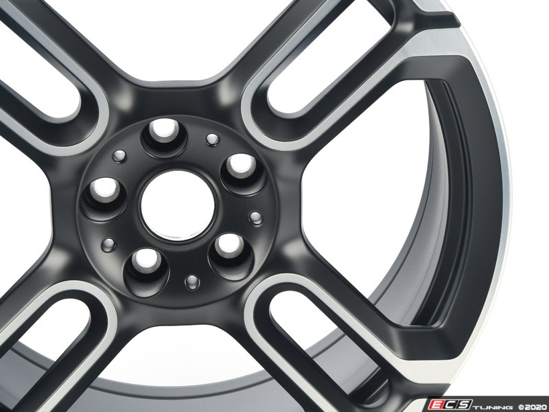 Genuine MINI - 36116883943 - 590 MINI JCW GP3 Double Spoke 18" Wheel ...