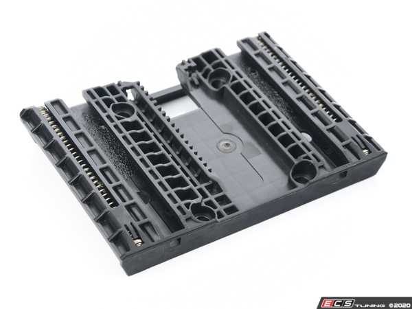 Genuine BMW - 52107438647 - CONNECTION ELEMENT F (52-10-7-438-647)