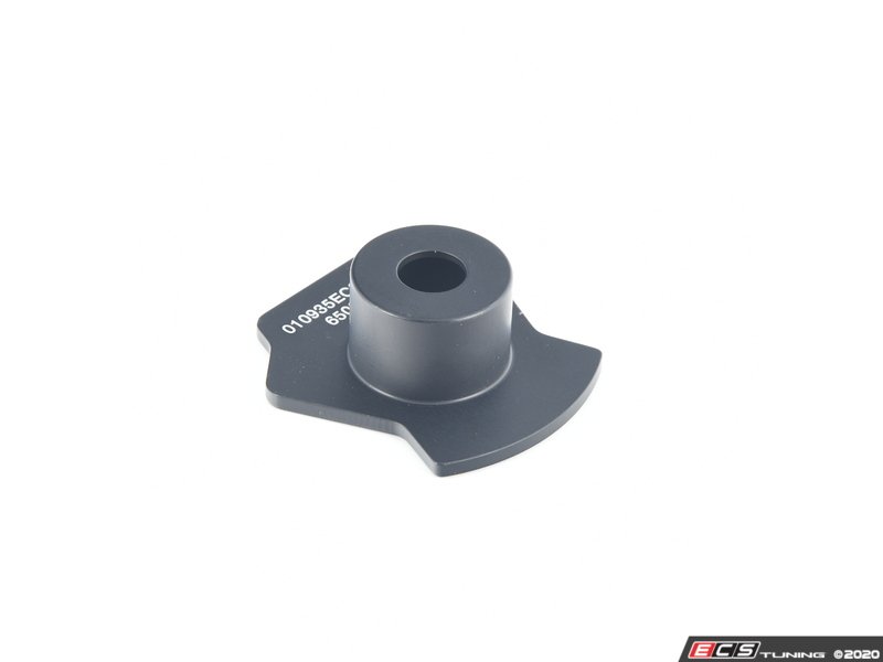 ECS - 010935ECS07KT3 - MQB Billet / Polyurethane Dogbone Mount Bushing ...