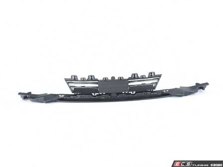 Genuine BMW - 51117386153 - Bumper Cover Grille (51-11-7-386-153)