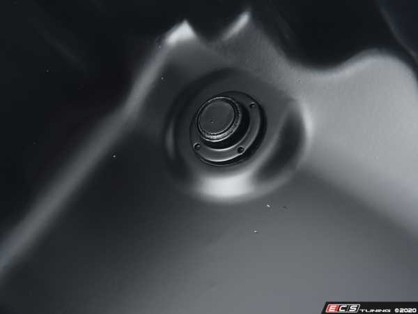 Bremmen Parts - 11137550483 - Oil Pan W/ Drain Screw Plug & Washer