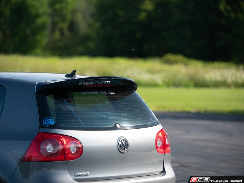 ECS - 014059LA01 - MK5 GTI/R32 Hatch Spoiler Extension