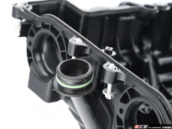 Bremmen Parts - 11127588412 - Valve Cover - Gasket Included
