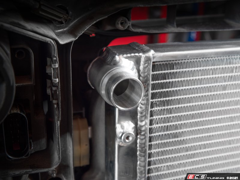 ECS - 014053la01KT - 2.0T FSI / Gen3 TSI High Performance Aluminum Radiator