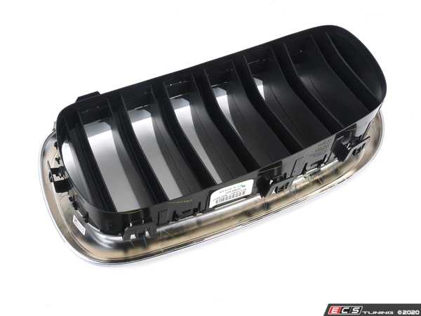 Genuine BMW - 51137474406 - Grille - Front - Right (51-13-7-474-406)