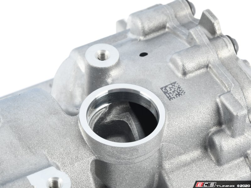 Genuine BMW - 11417643046 - Oil Pump (11-41-7-643-046)