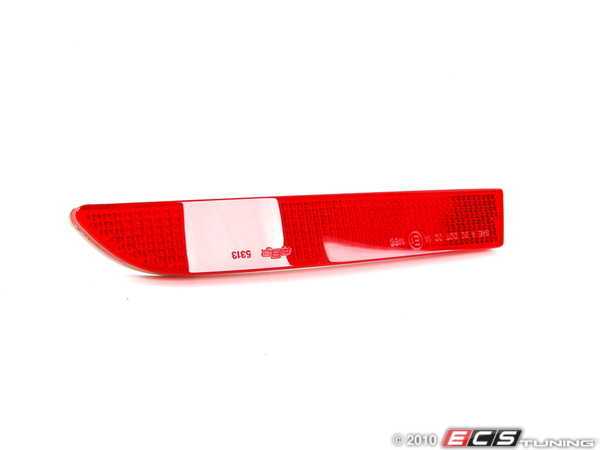 Genuine BMW - 63146920688 - Rear Bumper Reflector - Right (63-14-6-920-688)