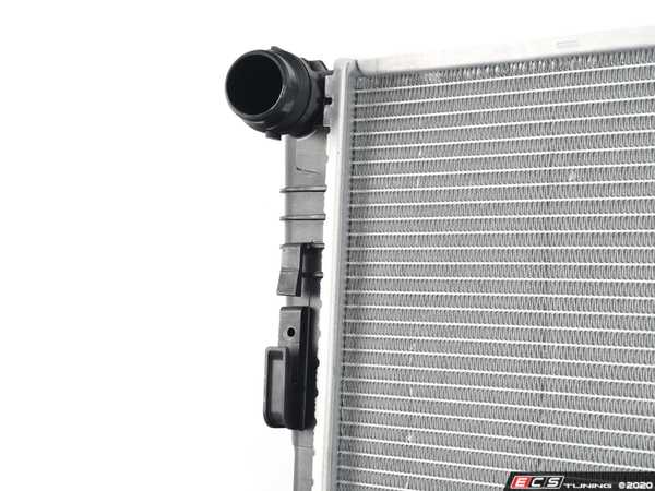 Genuine BMW - 17118623366 - Radiator (17-11-8-623-366)