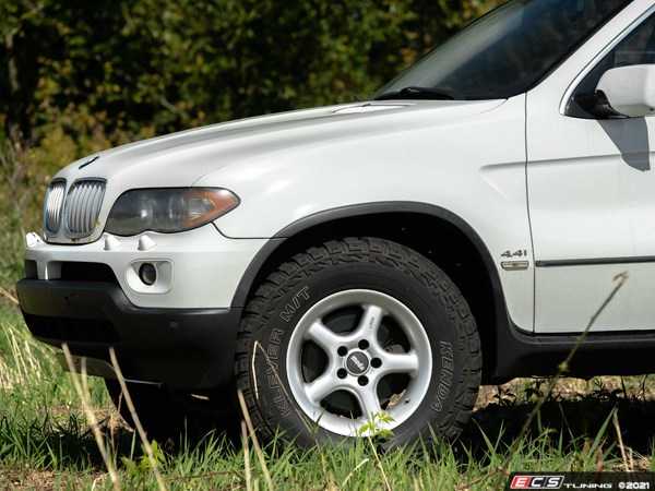 ECS - 008226LA09 - ECS Overland 1.5" Suspension Lift Kit - E53 X5