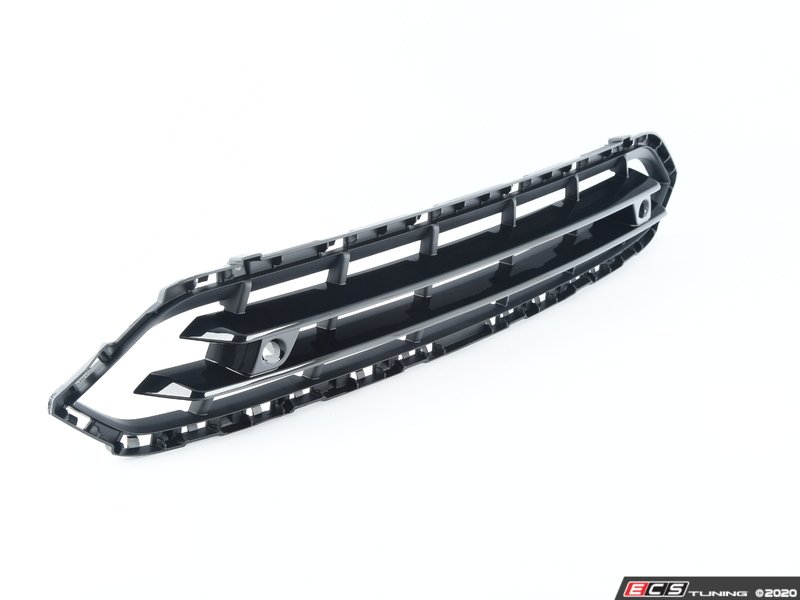 Genuine BMW - 51117418728 - Grill - Air Intake - Center (51-11-7-418-728)