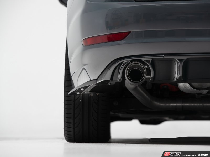 ECS - 007218la01-01KT - MK7 Jetta GLI Rear Diffuser Kit - Gloss Black