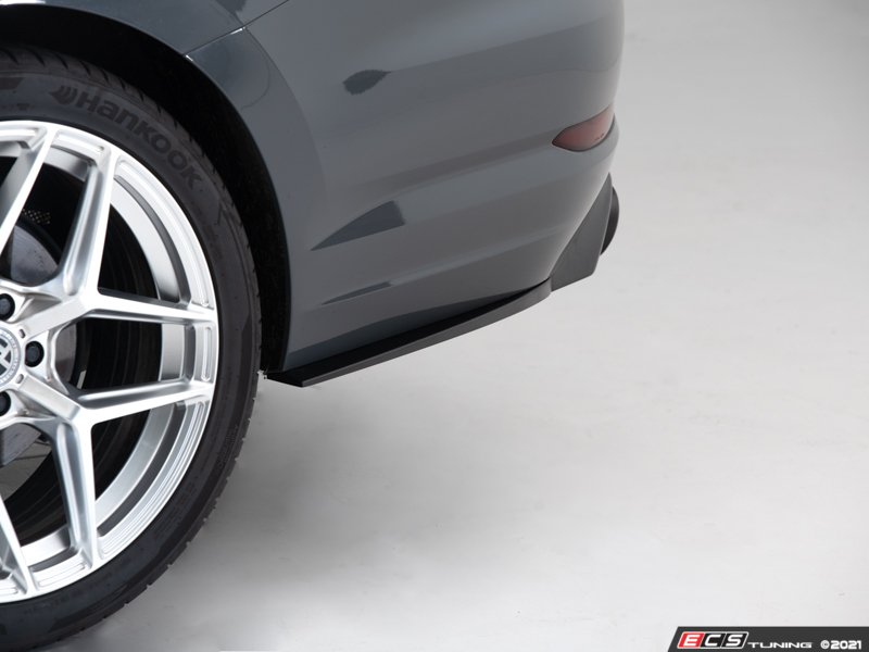 ECS - 007218LA01-02KT - MK7 Jetta GLI Rear Diffuser Kit - Textured Black