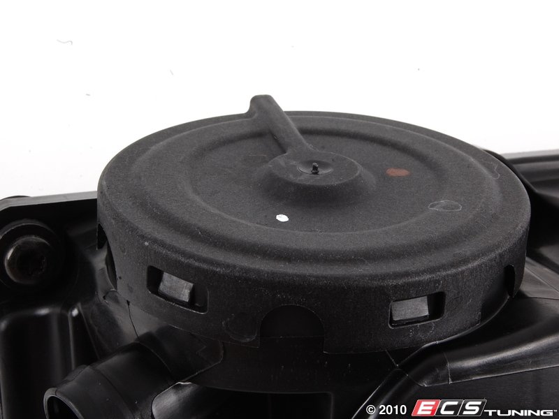 Genuine Volkswagen Audi - 07K103469L - Valve Cover (07K 103 469 L)