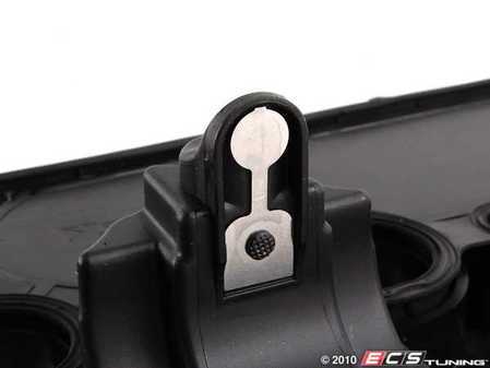 Genuine Volkswagen Audi - 07K103469L - Valve Cover (07K 103 469 L)