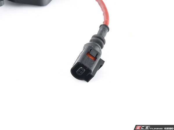 Genuine Volkswagen Audi - 5K0698151B - Front Brake Pad Set (5K0 698 151 B)