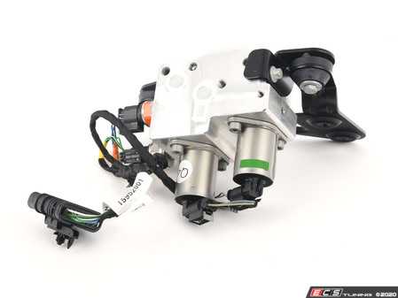 Genuine Mercedes Benz - 1663201358 - Rear Suspension Valve Unit