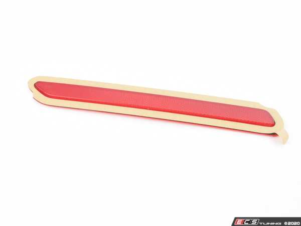 Genuine Mercedes Benz - 1668205700 - REFLECTOR LENSE