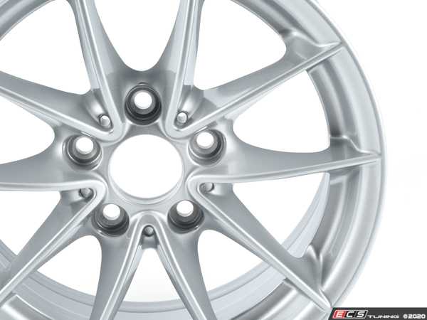 Genuine BMW - 36116793675 - Bmw Light Alloy Wheel - V Spoke 360 (36-11 ...