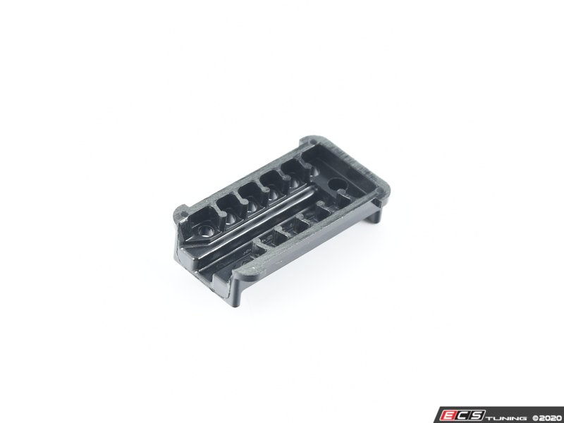 Genuine Porsche - 99965246340 - PLUG SOCKET