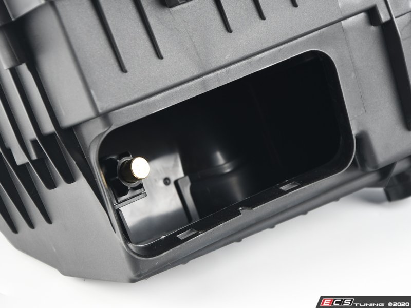 Genuine Volkswagen Audi - 5QM129607F - Air Box Assembly (5QM 129 607 F)