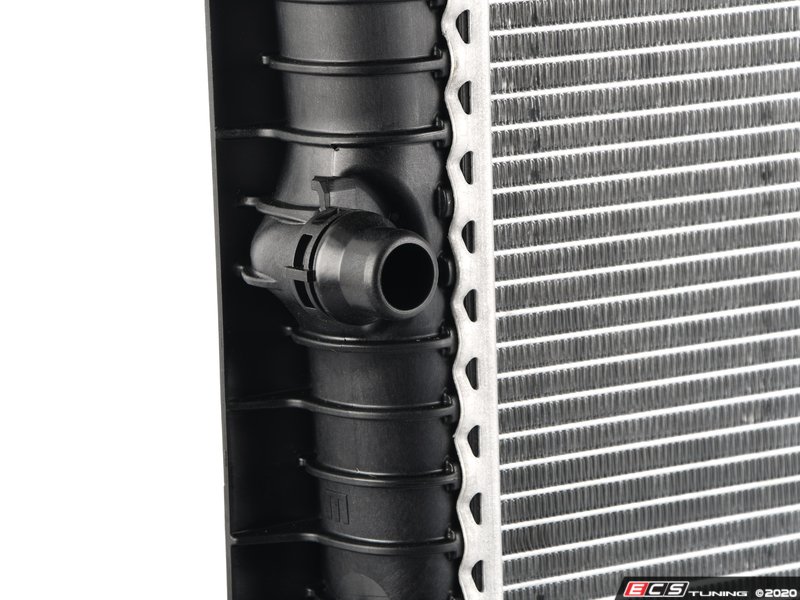Genuine BMW - 17119797808 - Radiator (17-11-9-797-808)