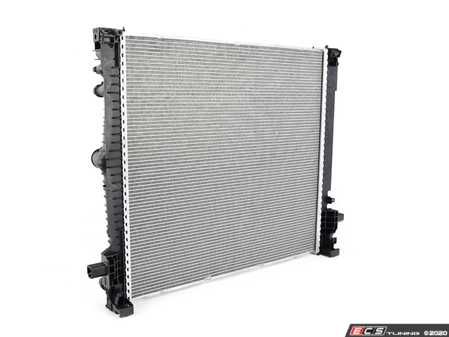 Genuine BMW - 17119797808 - Radiator (17-11-9-797-808)