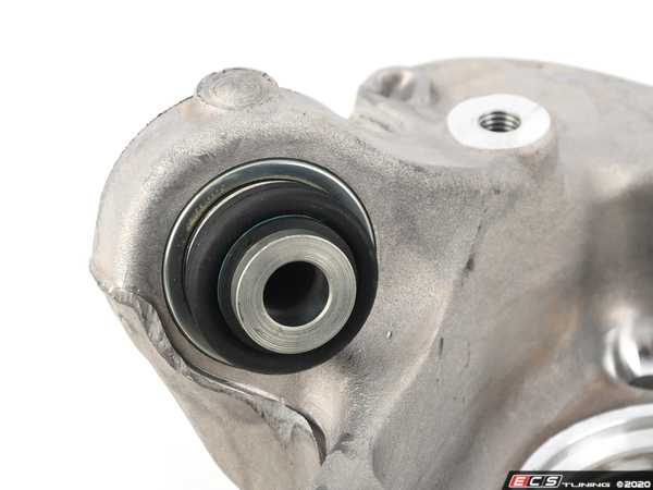 Genuine BMW - 33306871027 - WHEEL CARRIER, REAR (33-30-6-871-027)