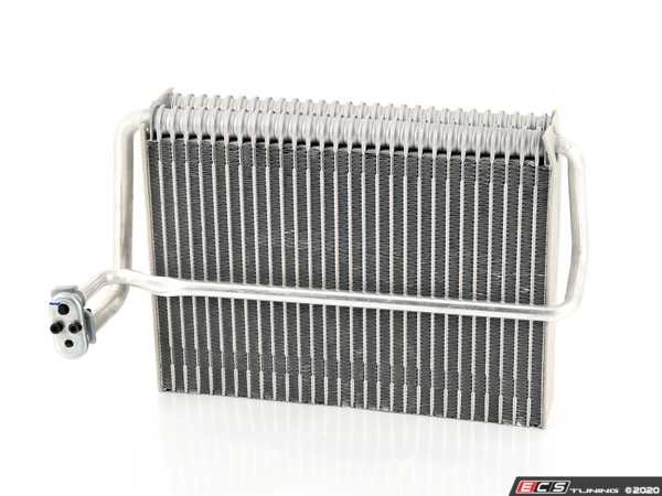 Universal Air Cond - 2108301058 - A/C Evaporator