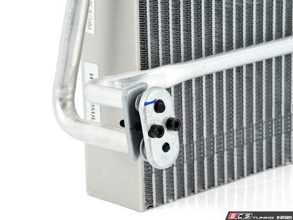 Universal Air Cond - 2108301058 - A/C Evaporator