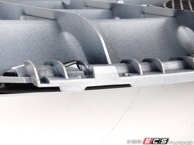 Genuine Mercedes Benz - 20488000239744 - Radiator Grille Assembly