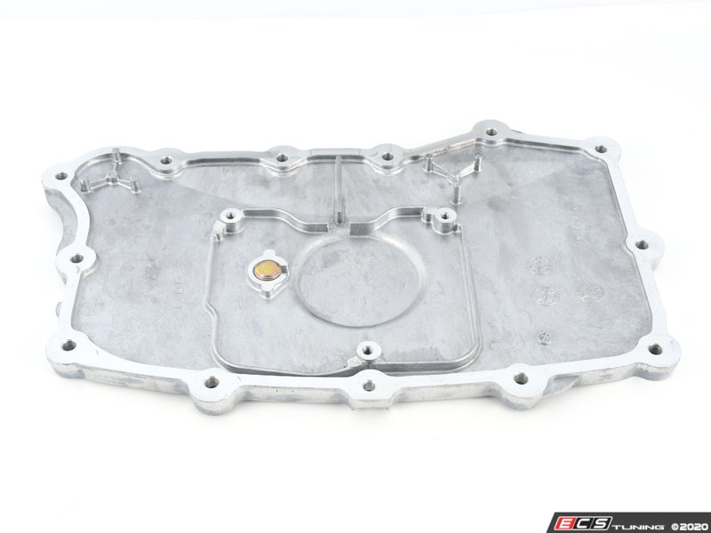 Hamburg Tech - 99610703158 - Oil Pan Sump Plate