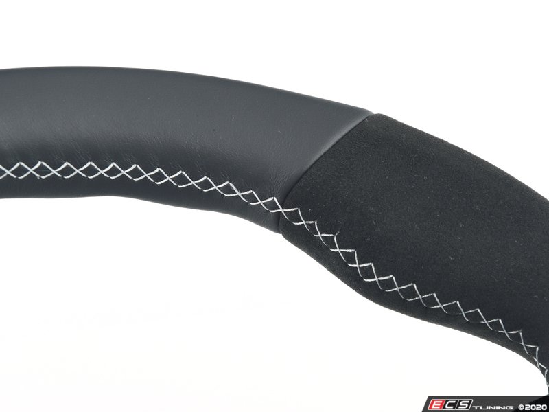 Genuine BMW - 32302448757 - Steering Wheel (32-30-2-448-757)