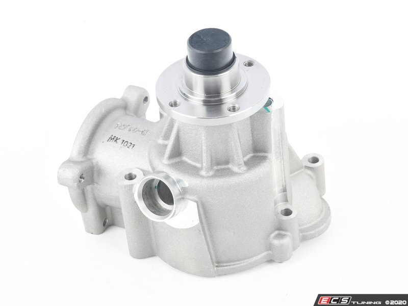 Saleri - 11517838159 - E46 Water Pump