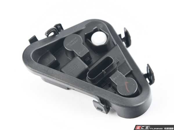 Genuine BMW - 63217313047 - Tailight Bulb Holder - Rear, Left (63-21-7 ...