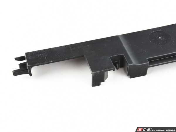 Genuine BMW - 17118642756 - Covering Left (17-11-8-642-756)