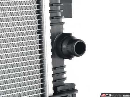 Genuine BMW - 17118666740 - Radiator (17-11-8-666-740)