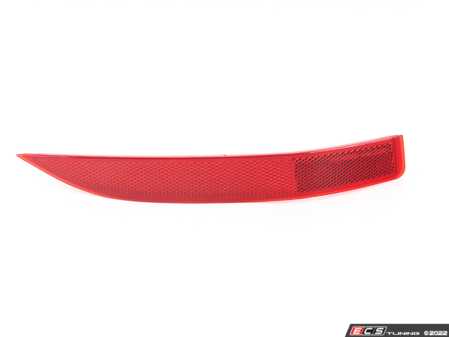 Genuine BMW - 61617355548 - Reflector - Bumper Cover (Red) (61-61-7-355 ...