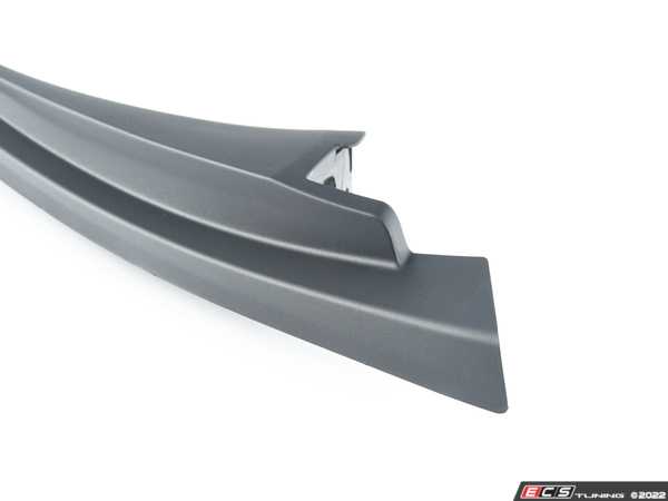 Genuine BMW - 51337447172 - COVER, WINDOW BORDER, DOOR, (51-33-7-447-172)