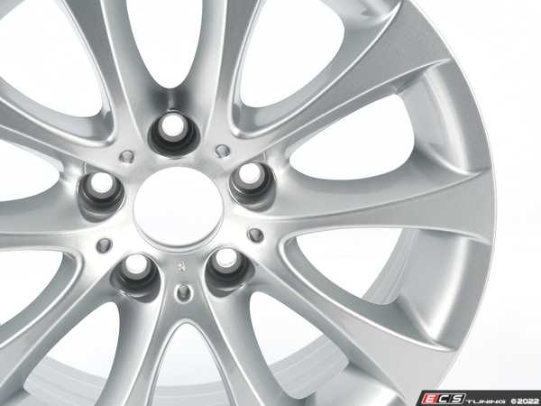 Genuine BMW - 36116768854 - Bmw Light Alloy Wheel - V-Spoke 188 (36-11 ...
